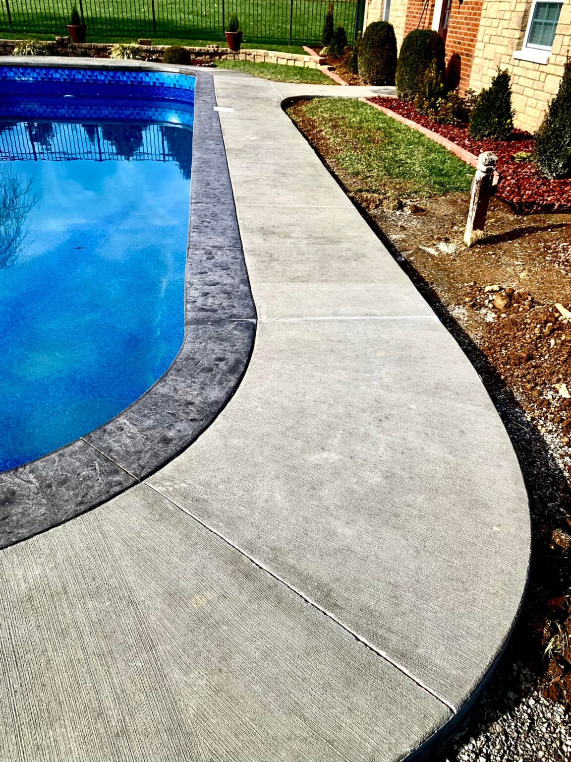 Professional Concrete Sideways Worcester, MA | Call (508) 594-3954